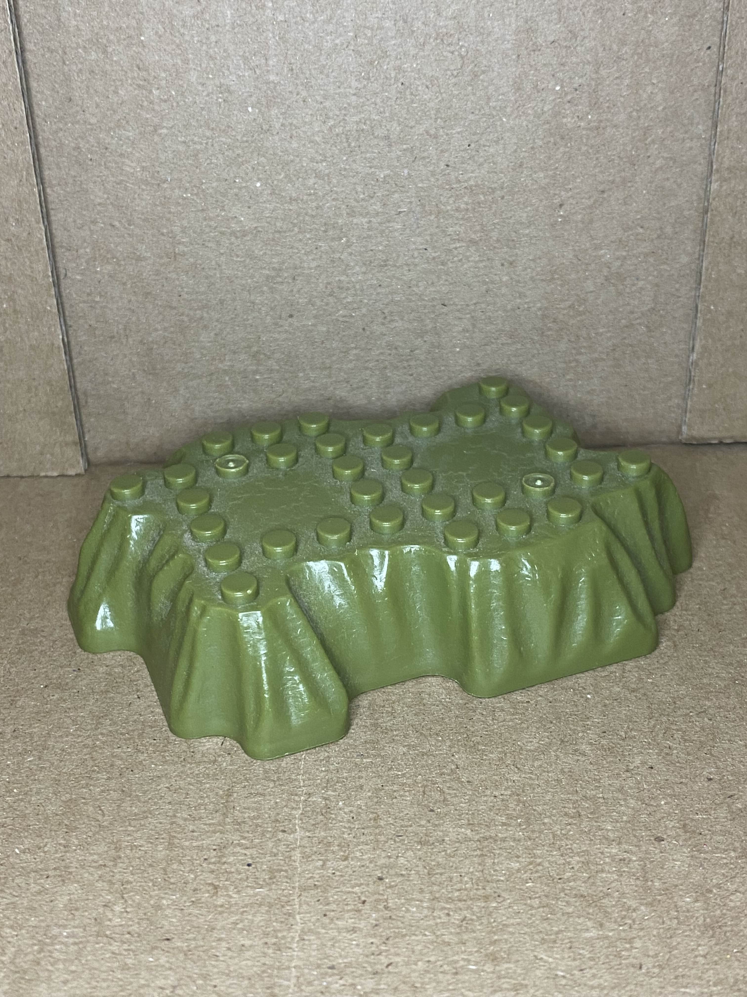 Medium Grass Terrain Baseplate – Figure Forge