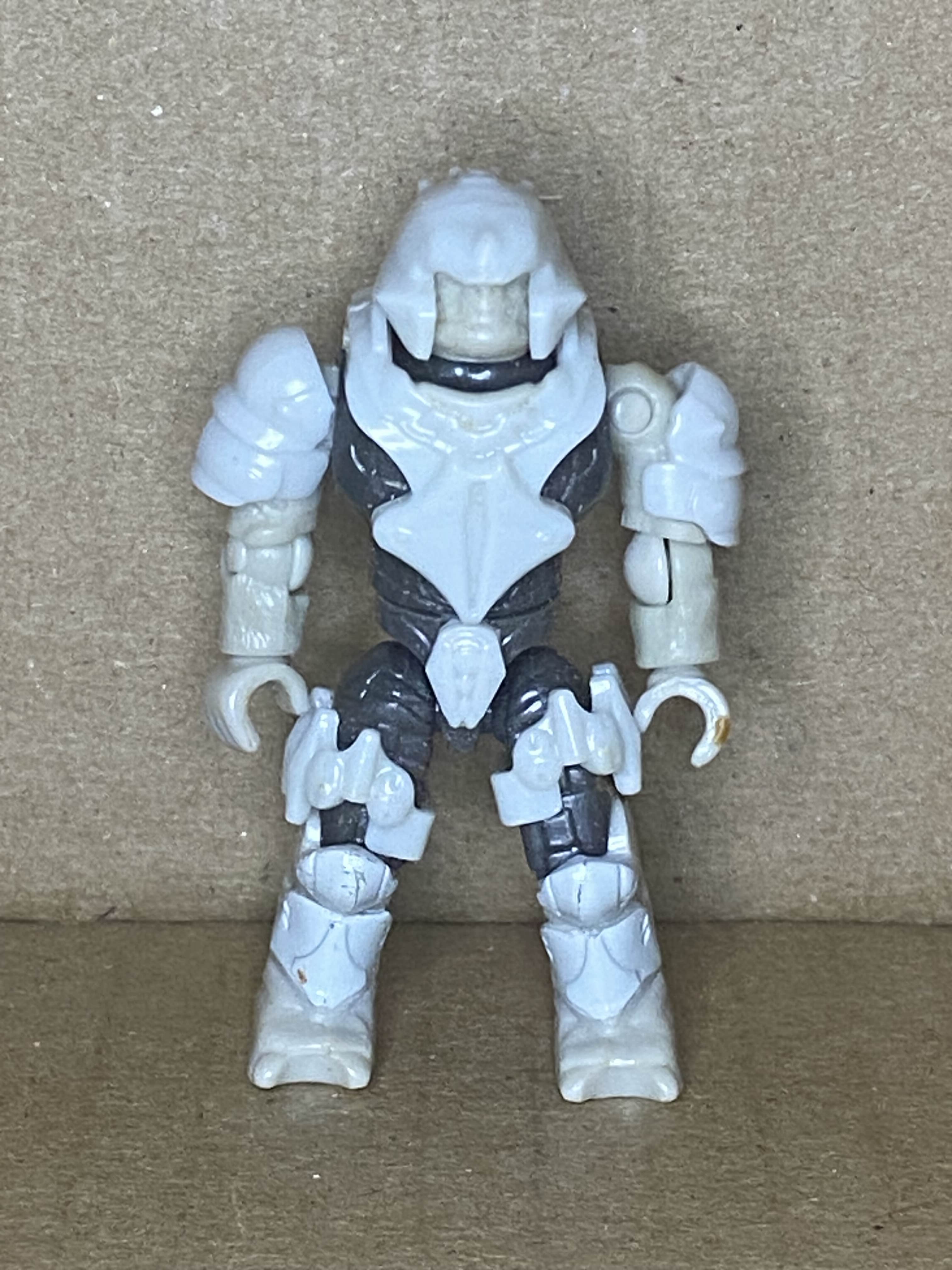 Brute Minor (White) – Figure Forge